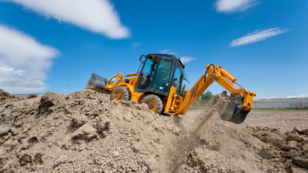 Applied Machinery Sales Brings VF-Venieri Loaders, Backhoes to US ...