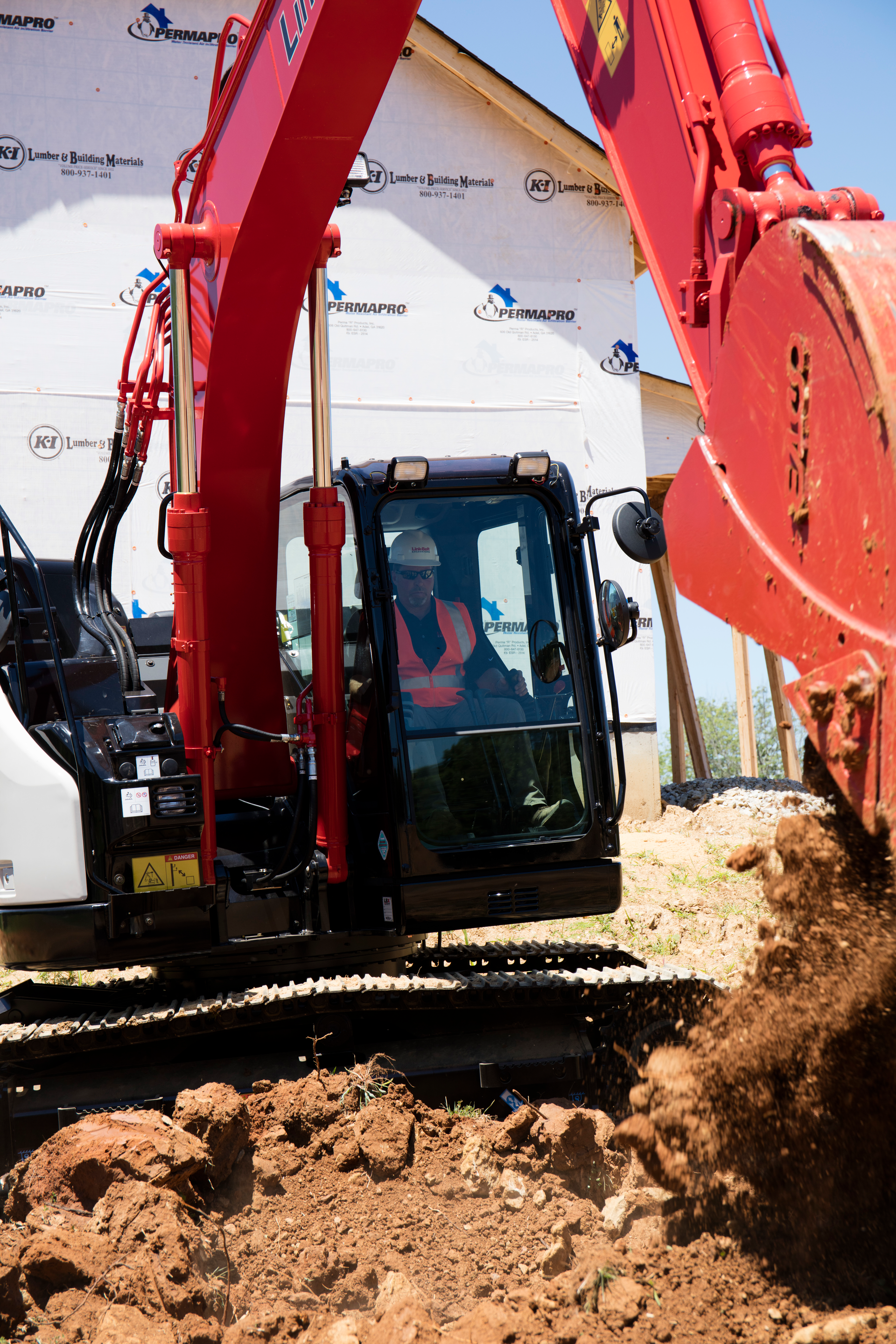 Link-Belt 145 X4 Minimum-swing Radius (MSR) Excavator From: Link-Belt ...