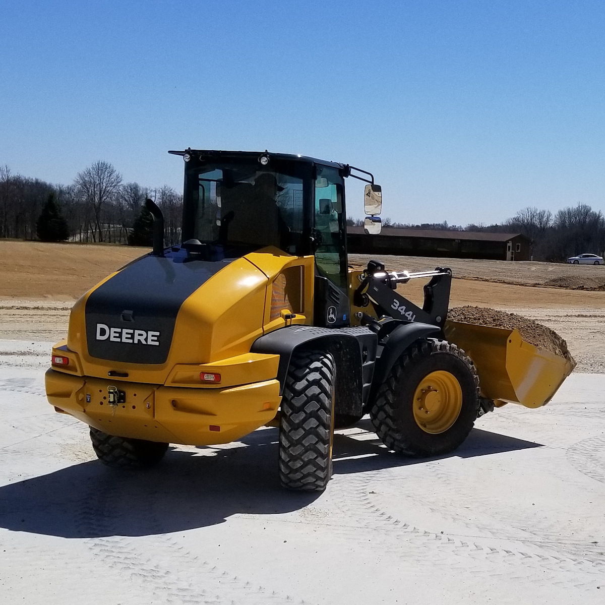 [VIDEO] John Deere Introduces 344L Compact Wheel Loader With ...