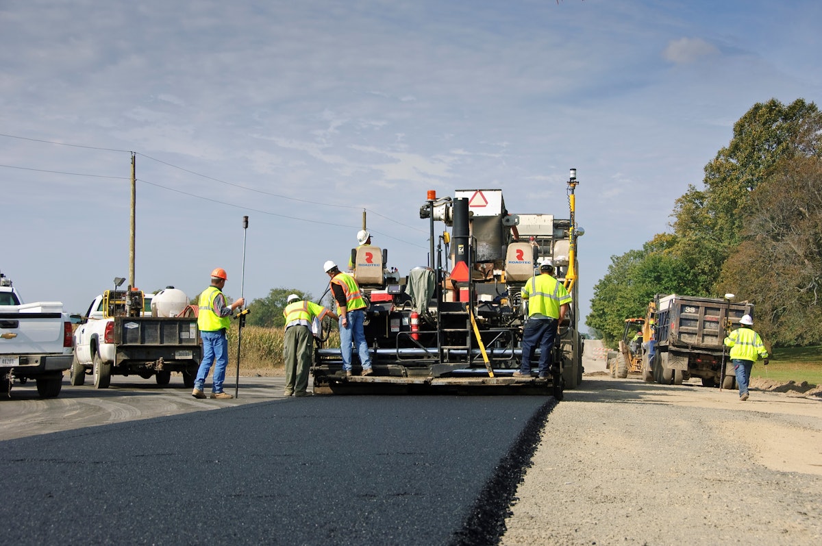 Trimble PCS900 Paving Control System From: Trimble Construction ...