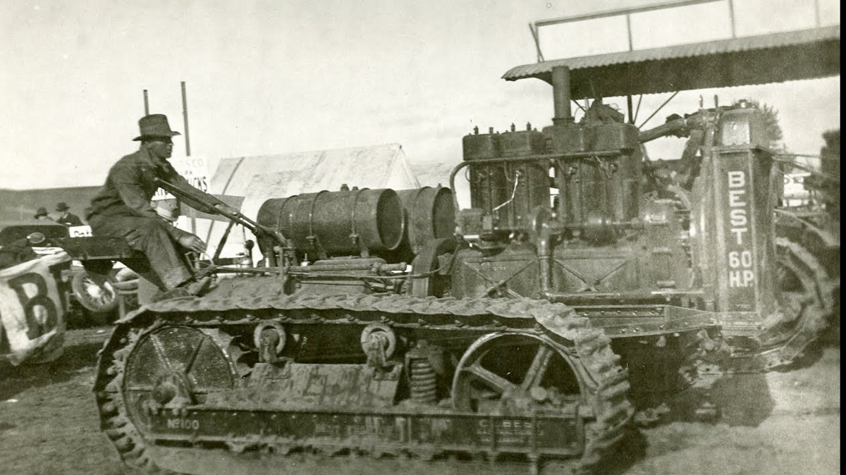 [VIDEO] Celebrating 100 Years of the Caterpillar Sixty Track-type ...