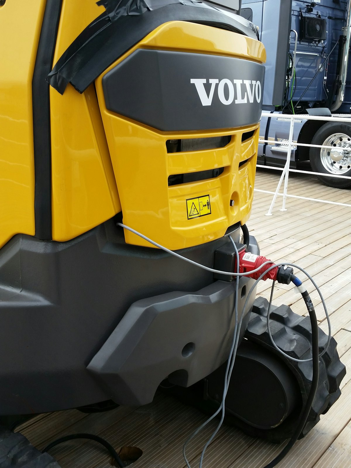 Electric Heavy-duty Equipment Creating a New Experience on Construction ...