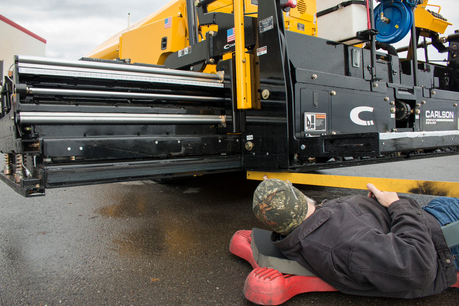 How to Properly Maintain Your Asphalt Paver Screed | For Construction Pros