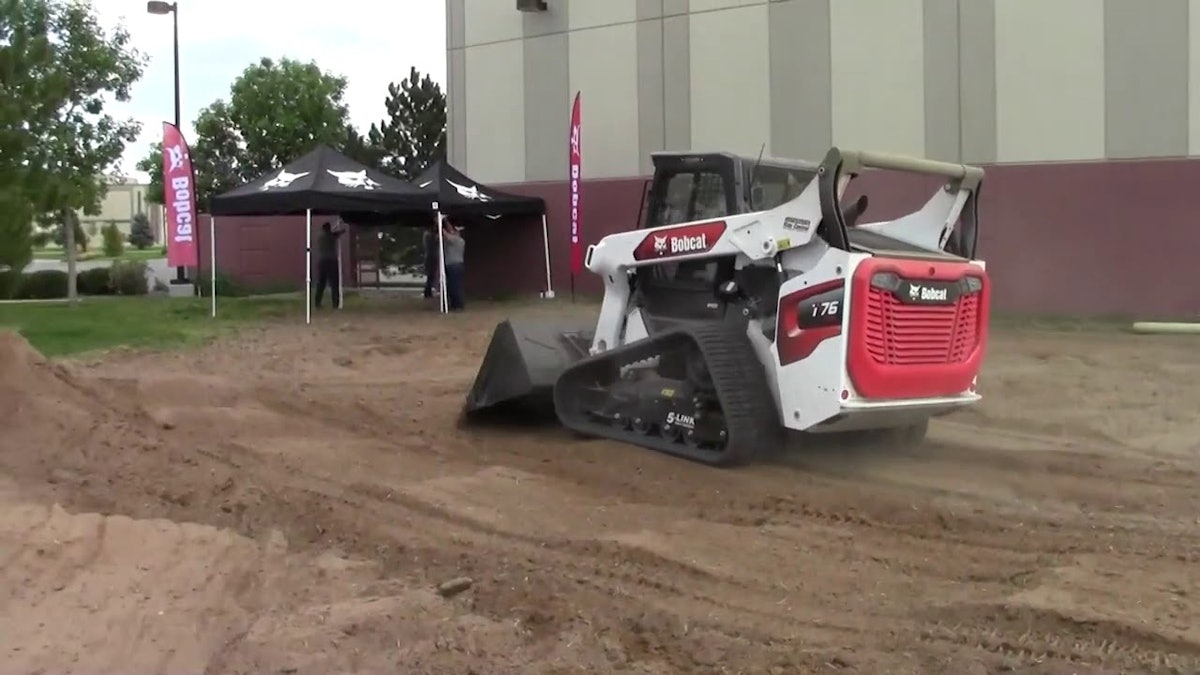 [VIDEO] Bobcat’s New R Series Loaders Bring In Line Engine and Cast ...