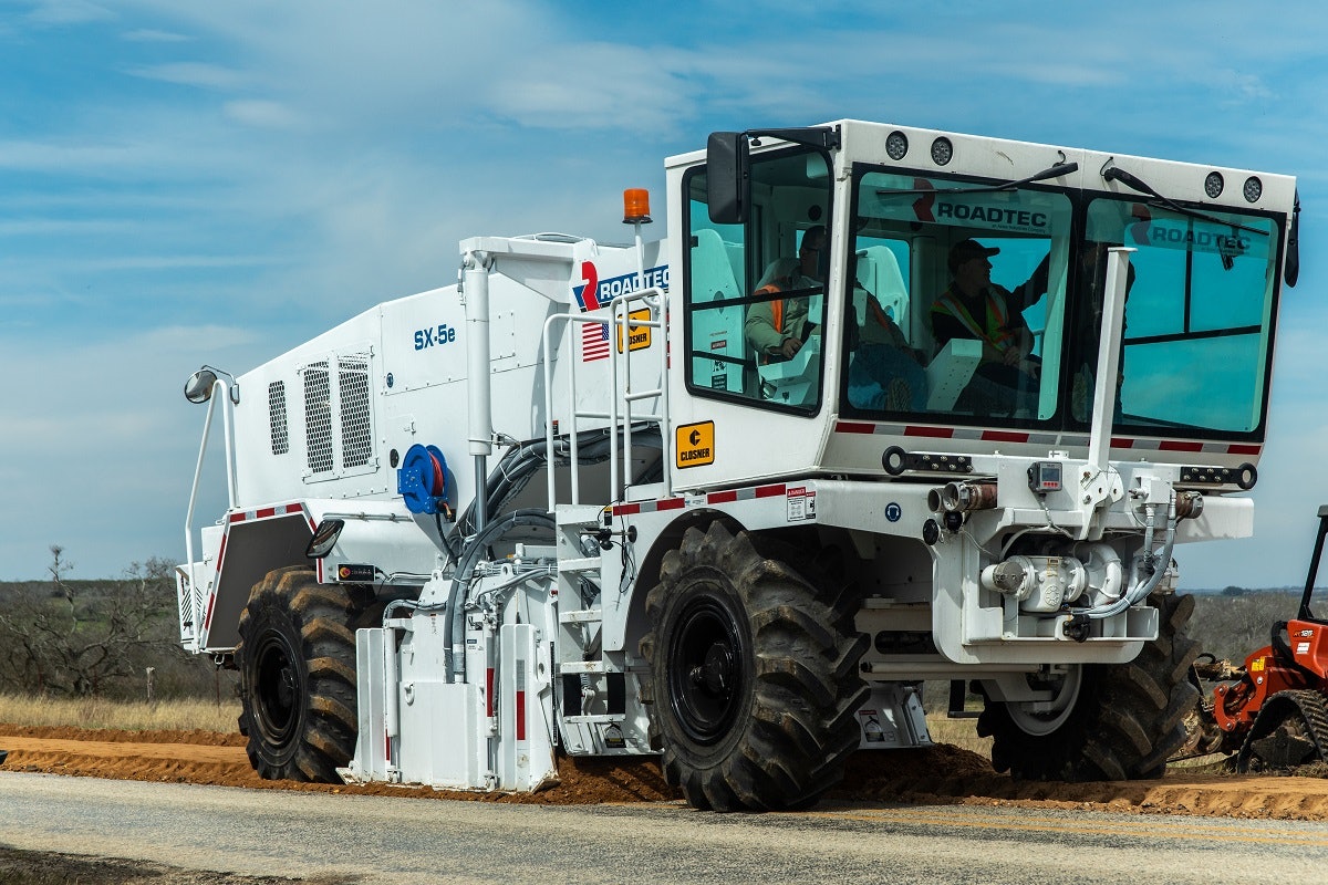 Roadtec SX-5e Stabilizer-Reclaimer From: Roadtec Inc. - Astec ...