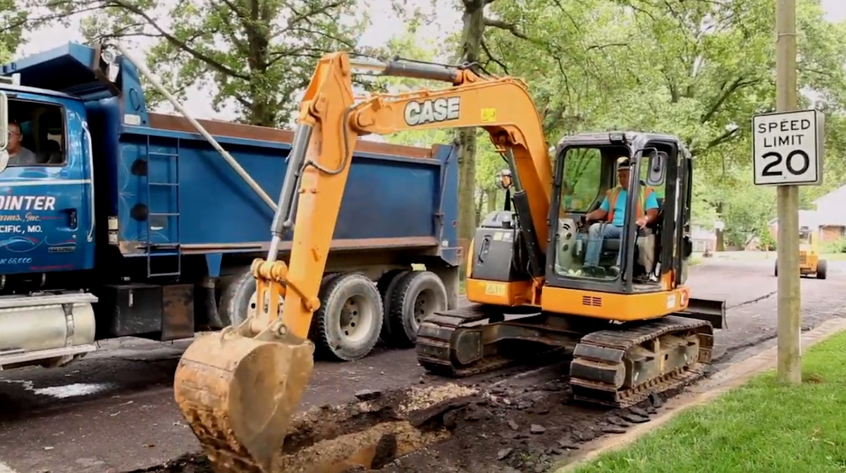 [VIDEO] CASE CX75C SR Provides Single-Lane Excavation | For ...
