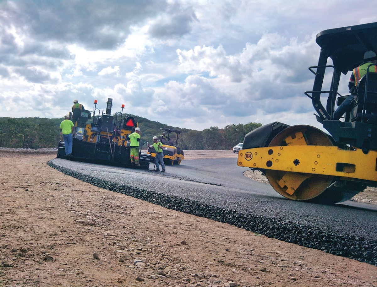 Tracked or Wheeled Asphalt Pavers – Which Will Best Fit Your Needs ...