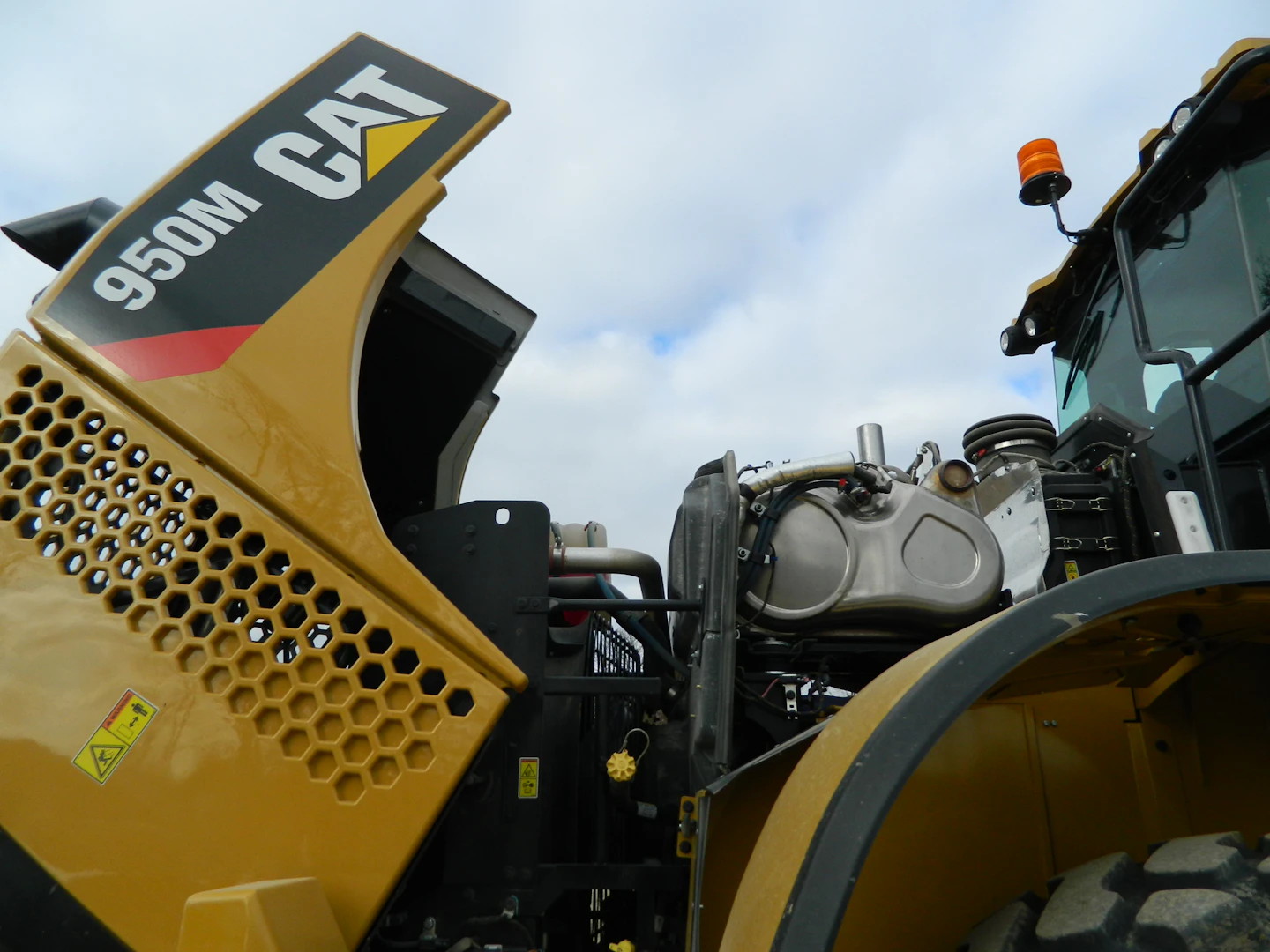 How to Minimize the Impact of Engine Idling on Your Equipment Fleet ...