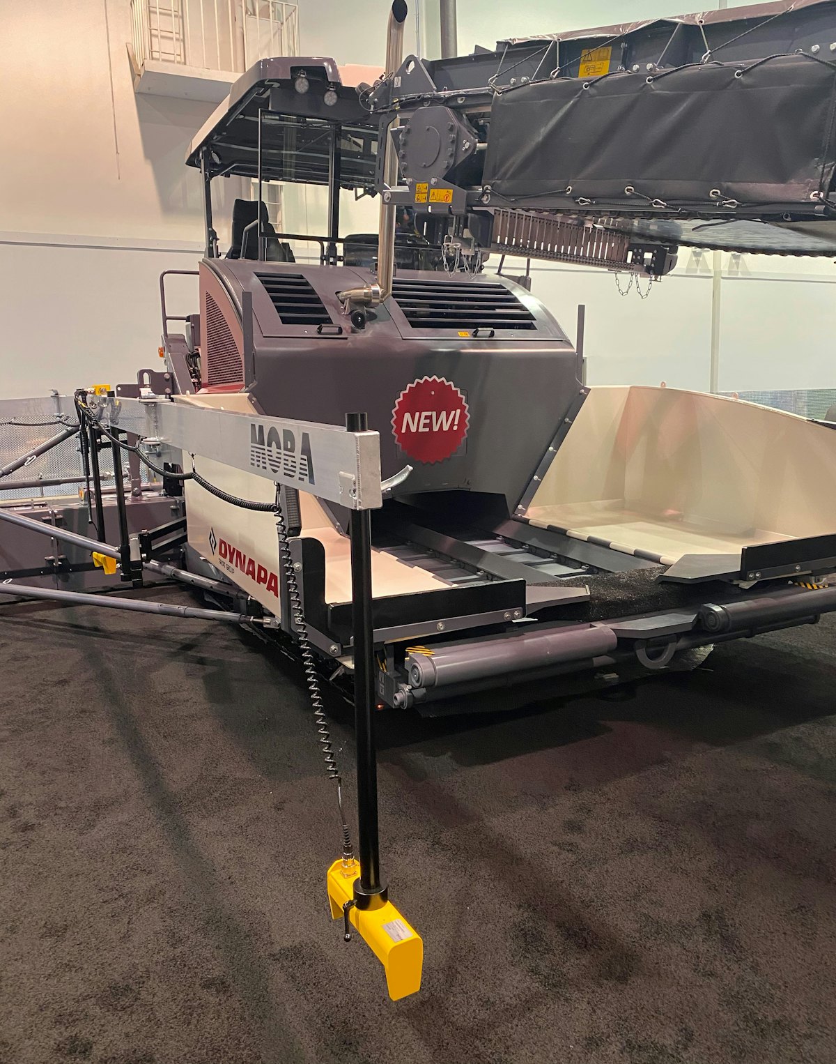 [VIDEO] Dynapac Introduced the SD2500CS Asphalt Paver at CONEXPO 2020 ...