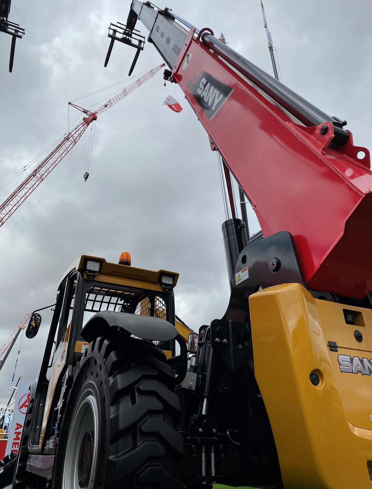 [VIDEO] SANY America STH1056A Telehandler | For Construction Pros