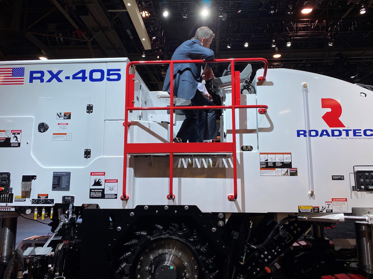 [VIDEO] Roadtec RX-405 Milling Machine with All New Variable Cutter ...