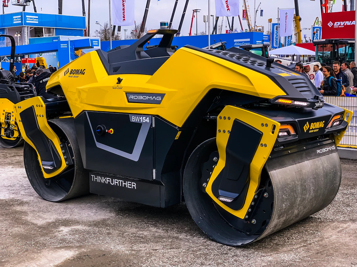 Autonomous Equipment in the Asphalt Industry | For Construction Pros