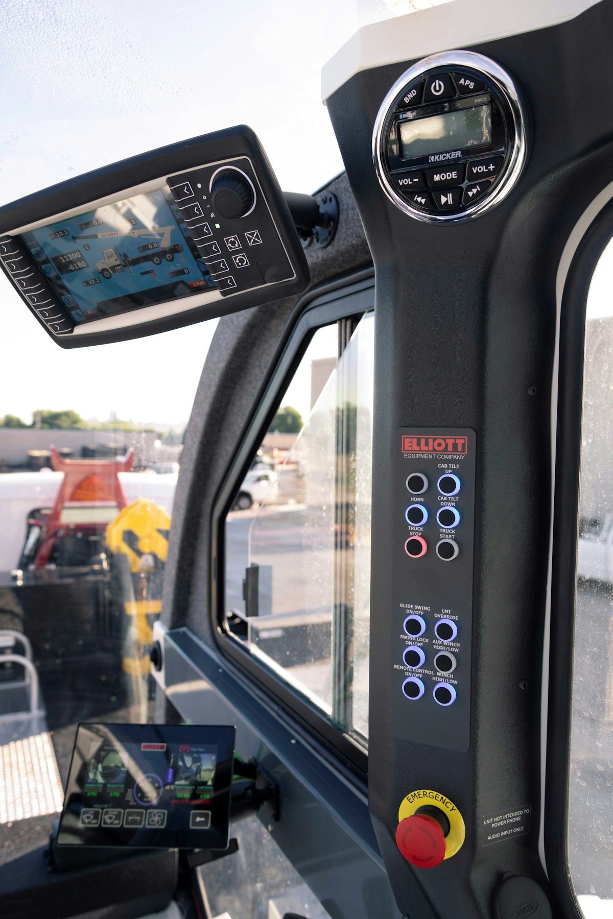 Elliott Launches New Crane Cab, Control System From: Elliott Equipment ...