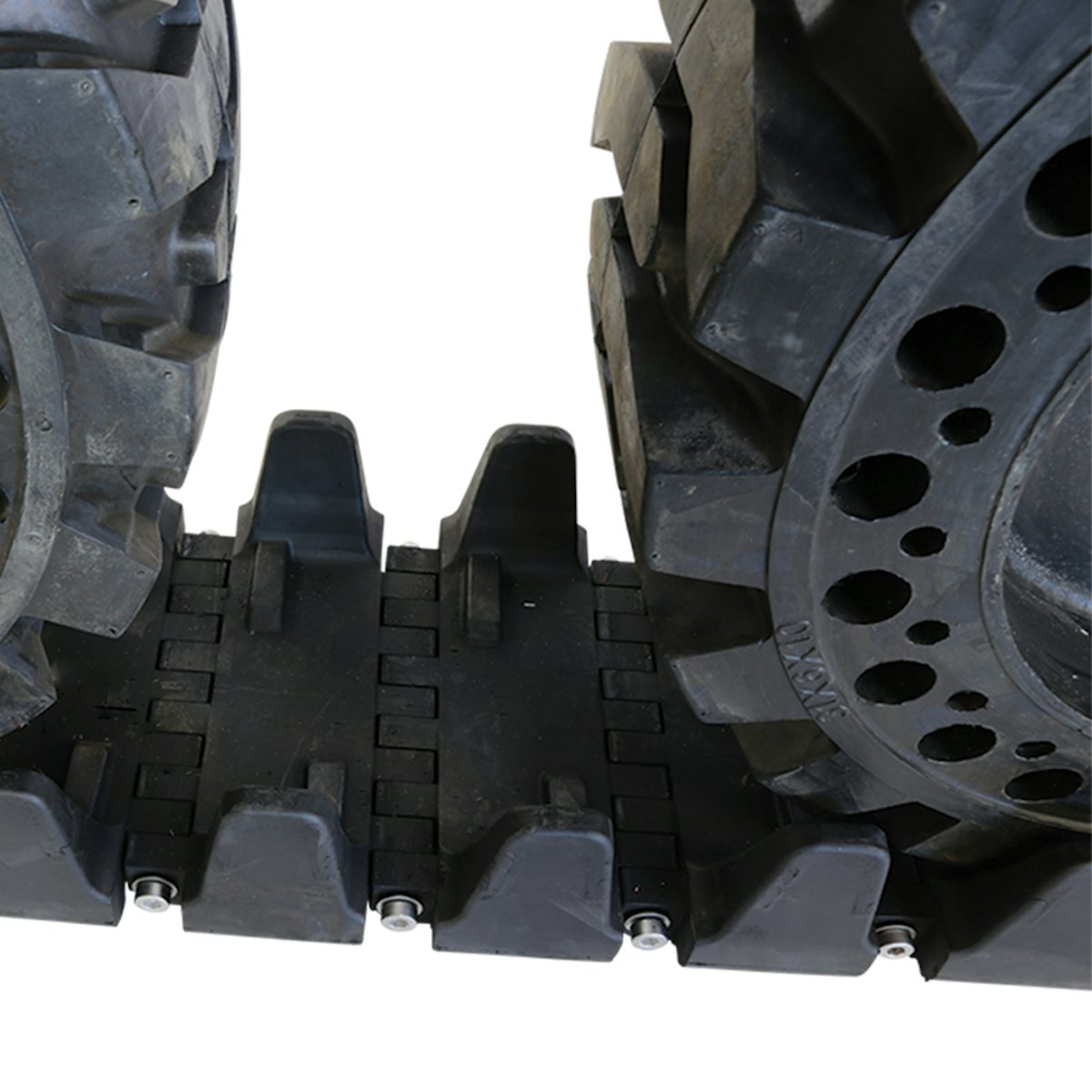 tyre tracks partially