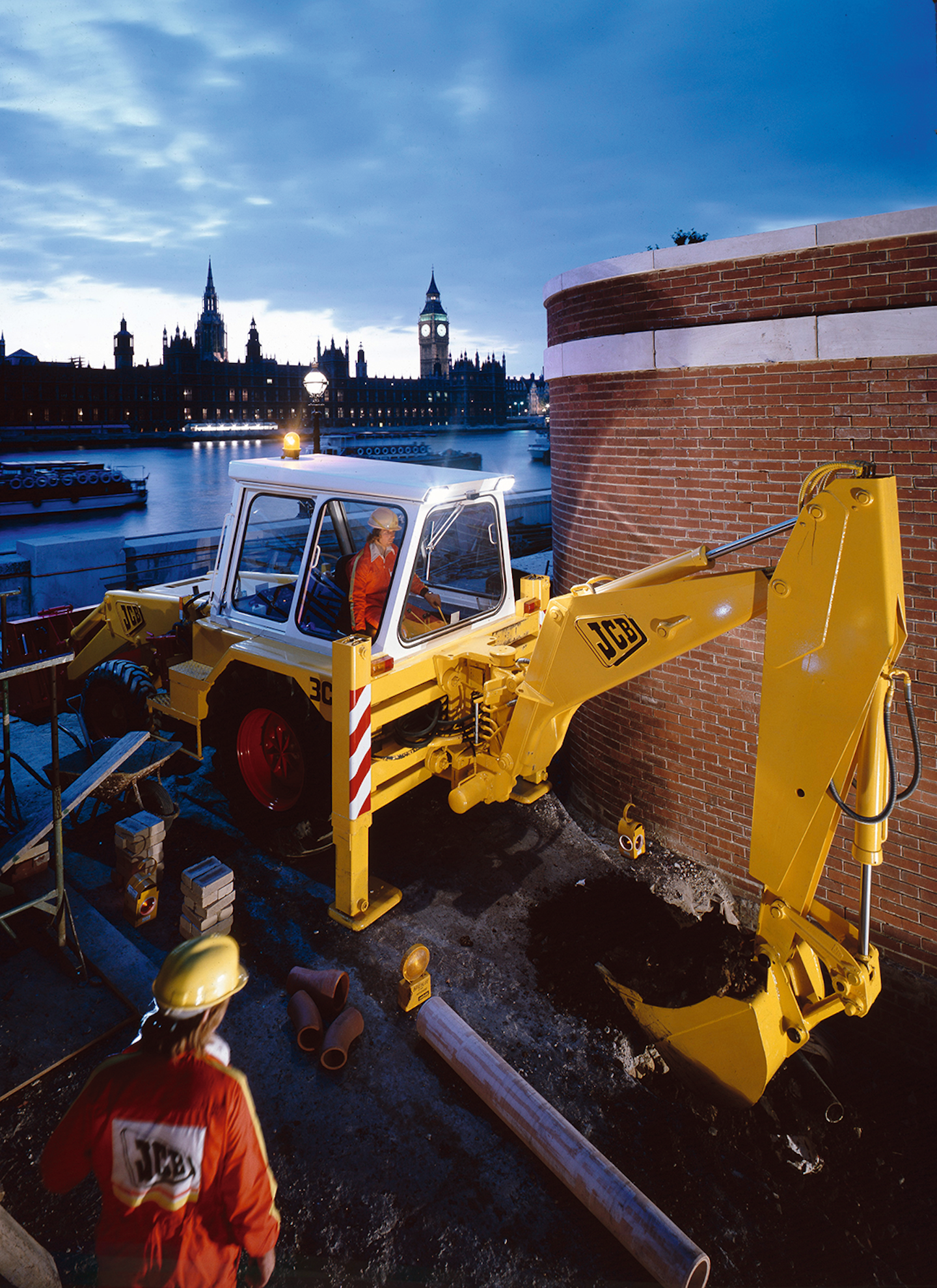 JCB Celebrates 75th Anniversary Since Company's Founding | For ...