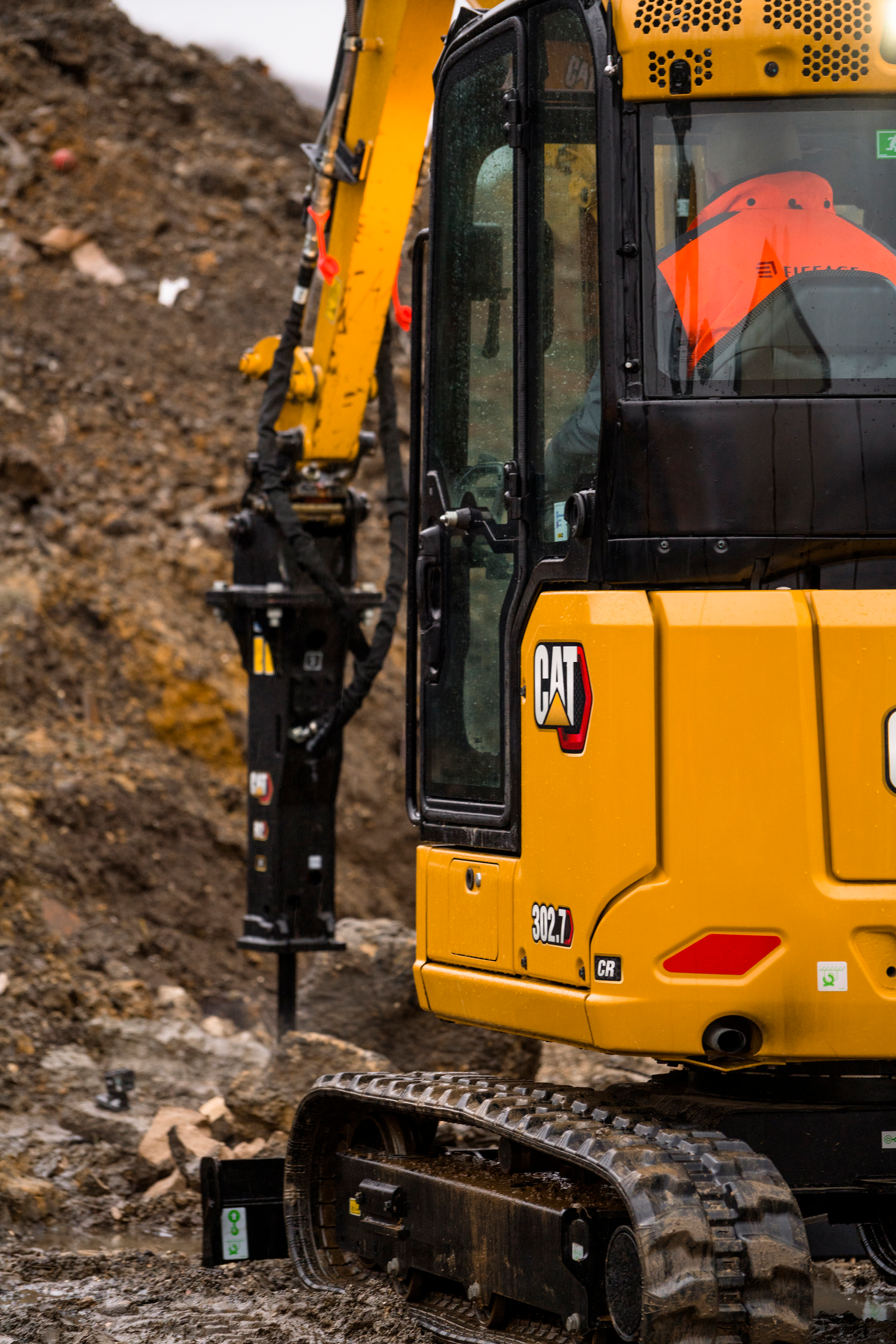 Caterpillar Takes 2.7- to 3.5-tonne Mini-excavators to the Next-gen ...