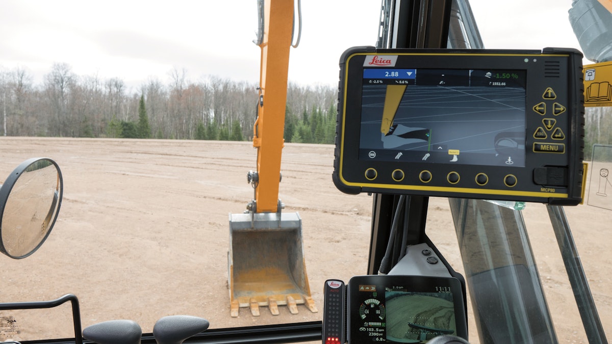Case Officially Launches Leica-powered SiteControl Machine Control ...