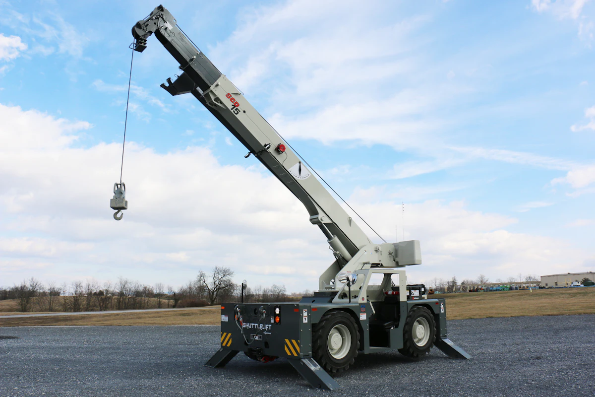 Manitowoc Shuttlelift SCD15 Carrydeck Crane From: Manitowoc Company Inc ...