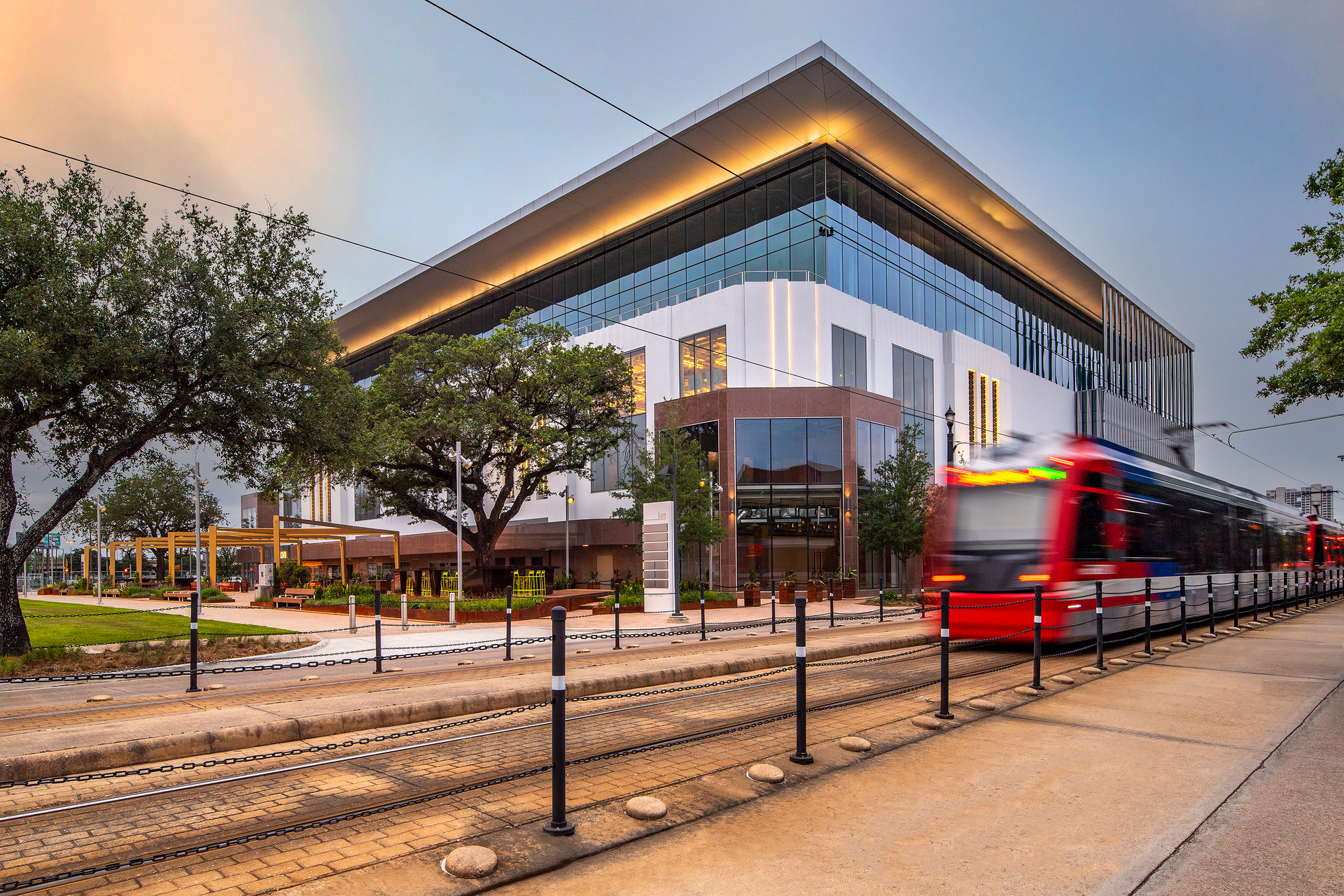 Project Profile The Ion building, Houston - Designing Outside the ...