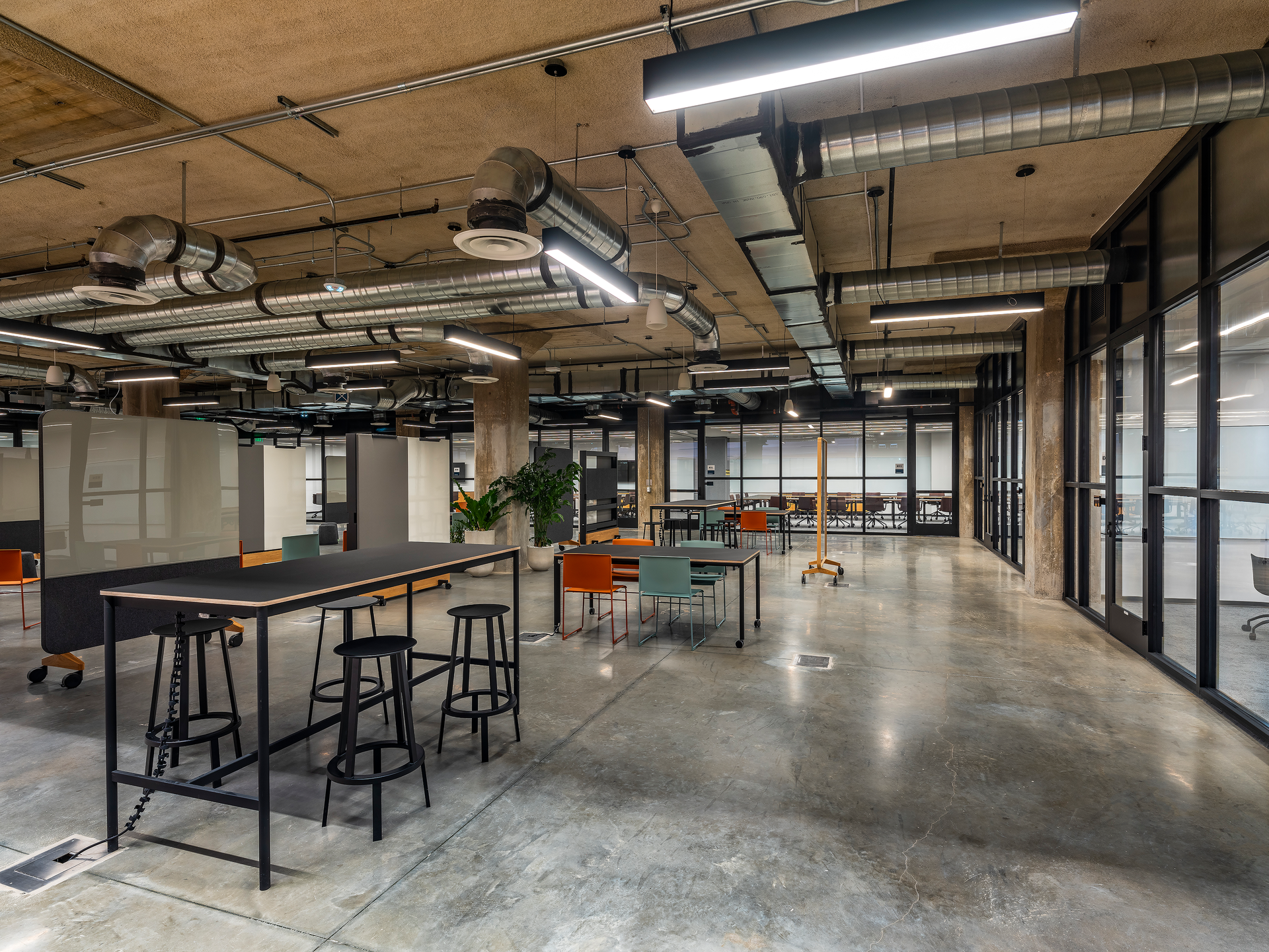 Project Profile The Ion building, Houston - Designing Outside the ...