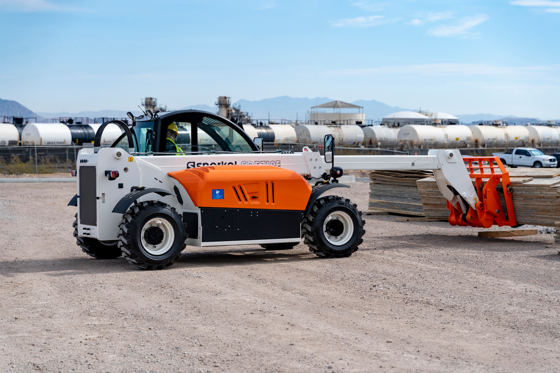 Snorkel Highlights Zero Emission Fully Electric SR5719E Compact Rough ...