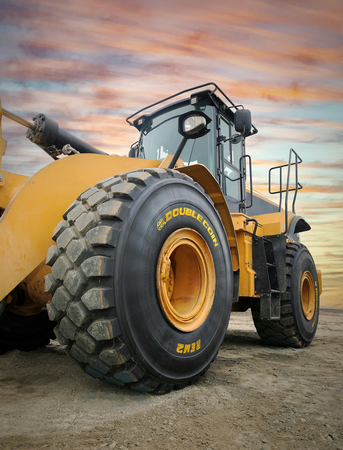 The Double Coin REM2 Earthmover/Loader Tire Eats Dirt for Breakfast ...