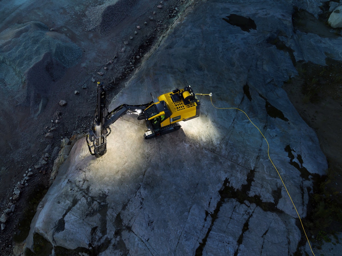 Epiroc Displays First-Ever Battery-Electric Surface Drill Rig at bauma ...