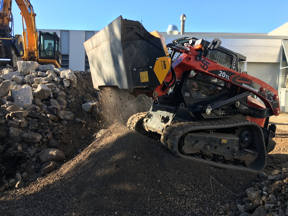 MB Crusher Showcases Padding Bucket for Loaders and Skid Steers From ...
