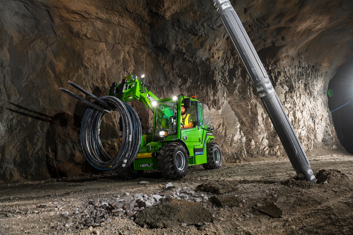 Merlo eWorker Electric Telehandler for Lifting and Material Handling ...