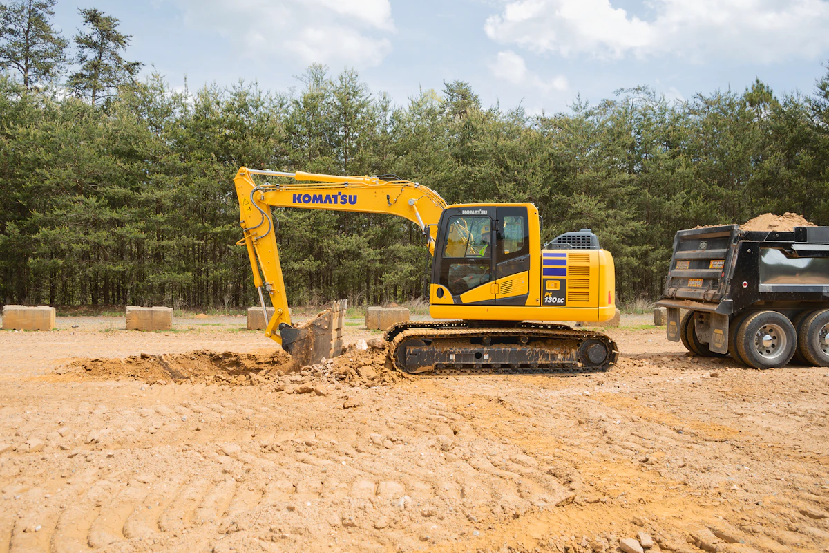 Komatsu Introduces Upgraded PC130LC-11 Excavator From: Komatsu America ...