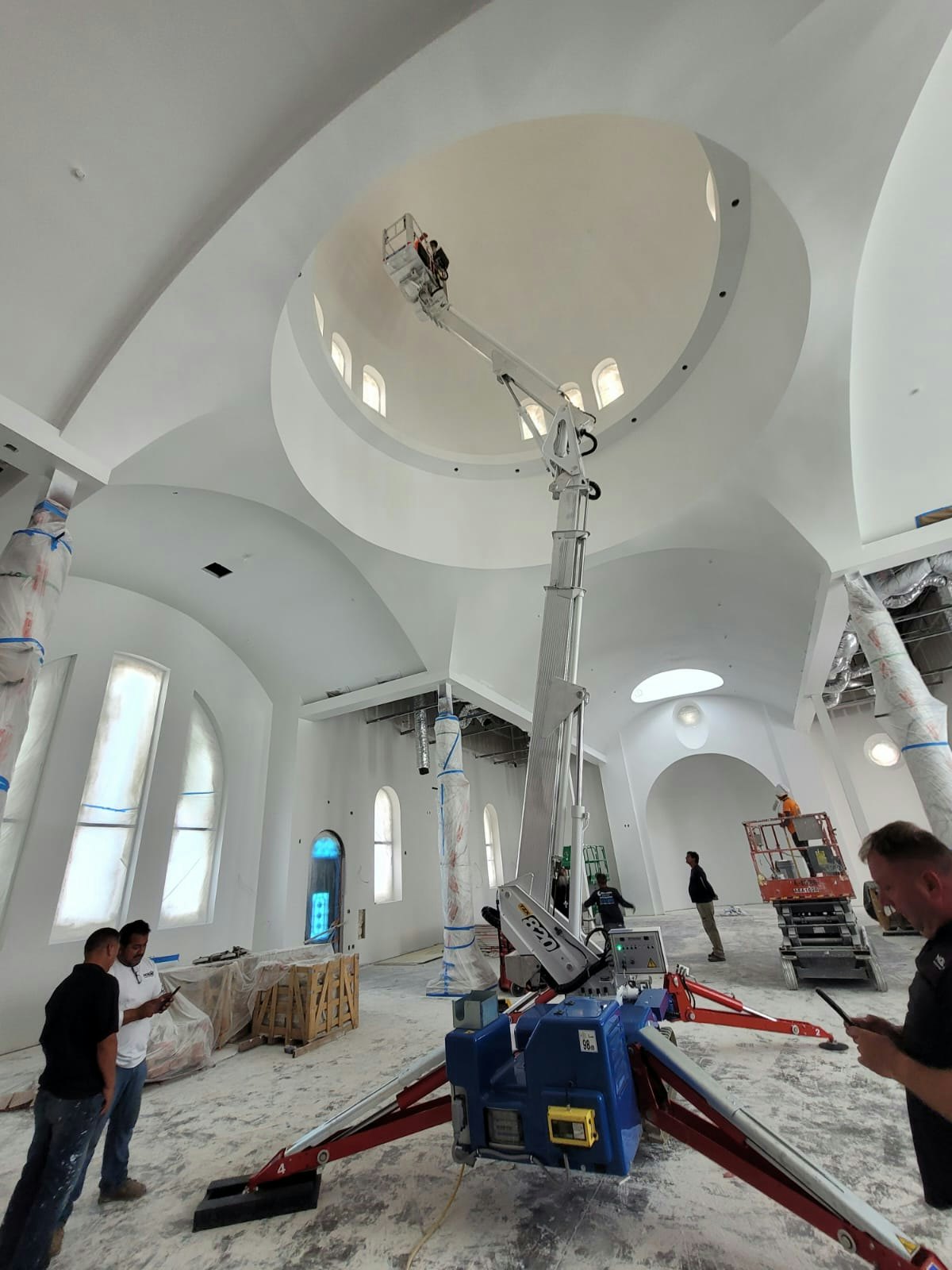 What to Know About Adding Compact Lifts to Your Rental Fleet | For ...