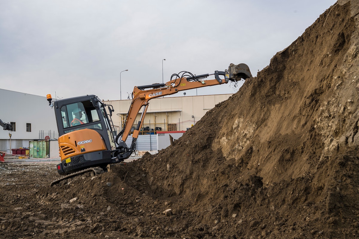 Compact Excavators for Tight, Urban Construction Sites | For ...