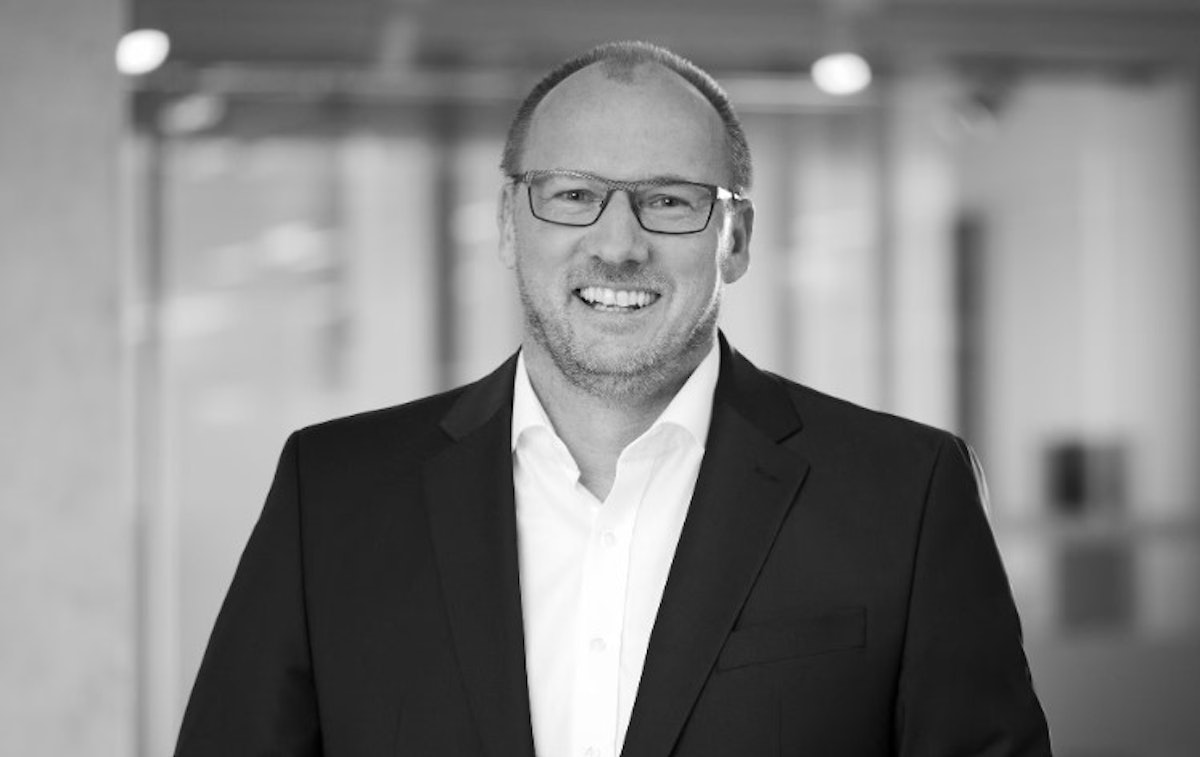 Daimler Truck's CFO Dies in Tragic Accident | For Construction Pros