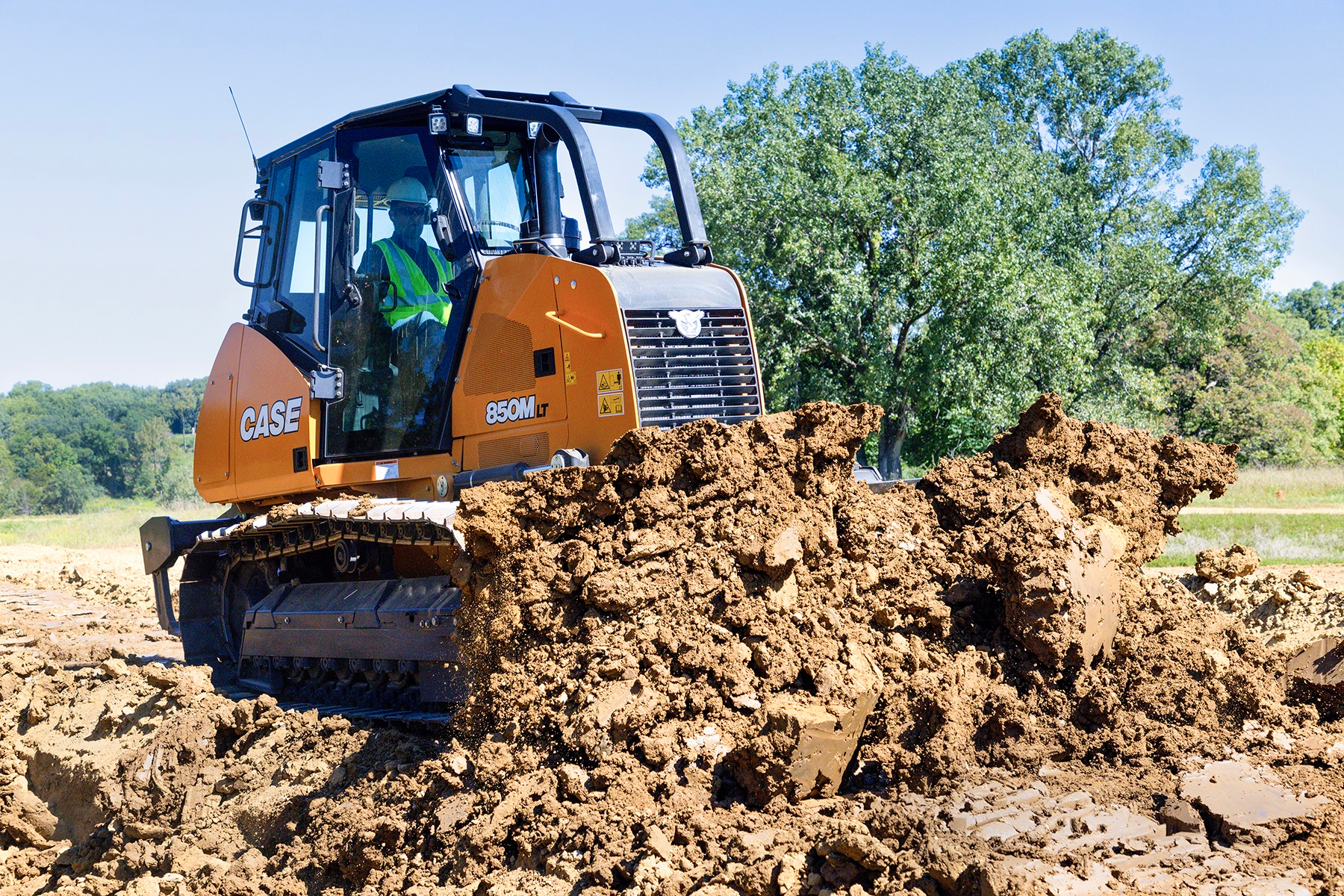 CASE to Unveil Wheeled Excavators, New EV Machines at Utility Expo ...