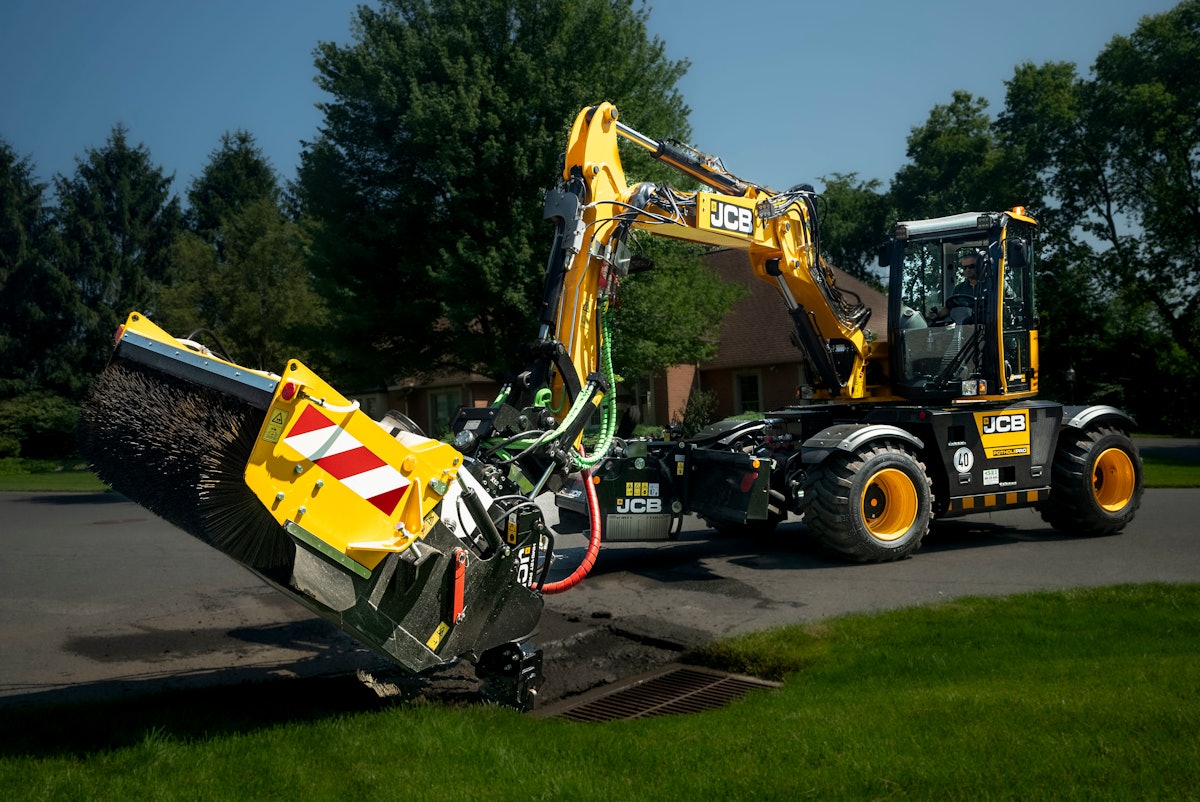 JCB Develops Pothole Pro Single-machine Road Repair Solution From: JCB ...