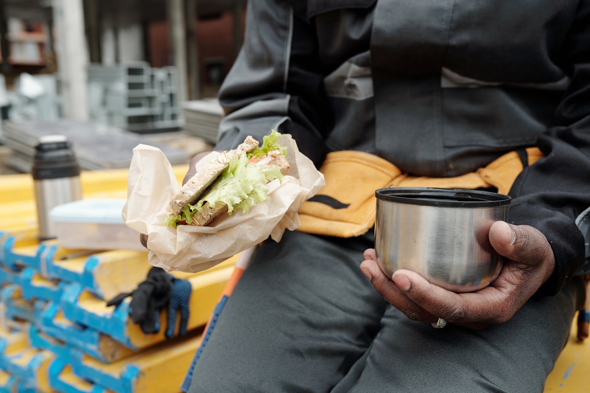 How Feeding Your Hungry Construction Workers Improves Your Bottom Line ...