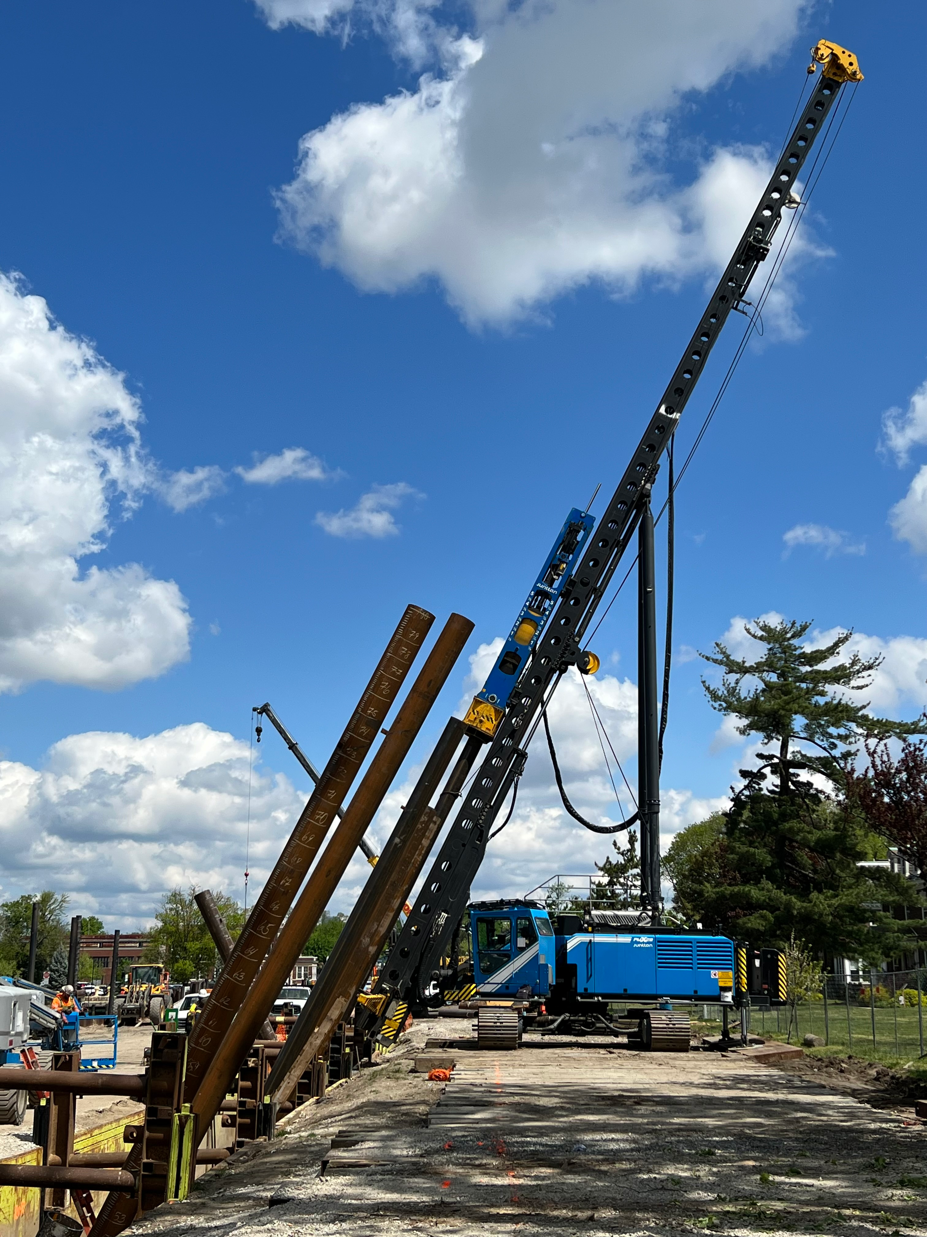 Junttan Piling Rig Key to Pile Installation On Navy Yard Project | For ...