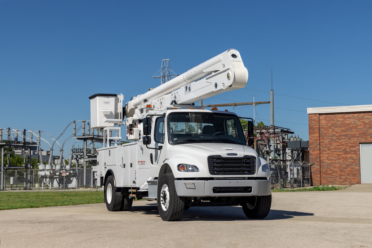 Freightliner M2 106 Plus From: Freightliner Trucks - Daimler Truck ...