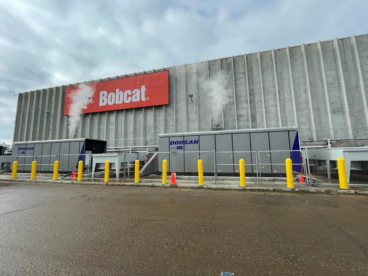 Bobcat Adds Stationary Fuel Cells to Two Factories | For Construction Pros