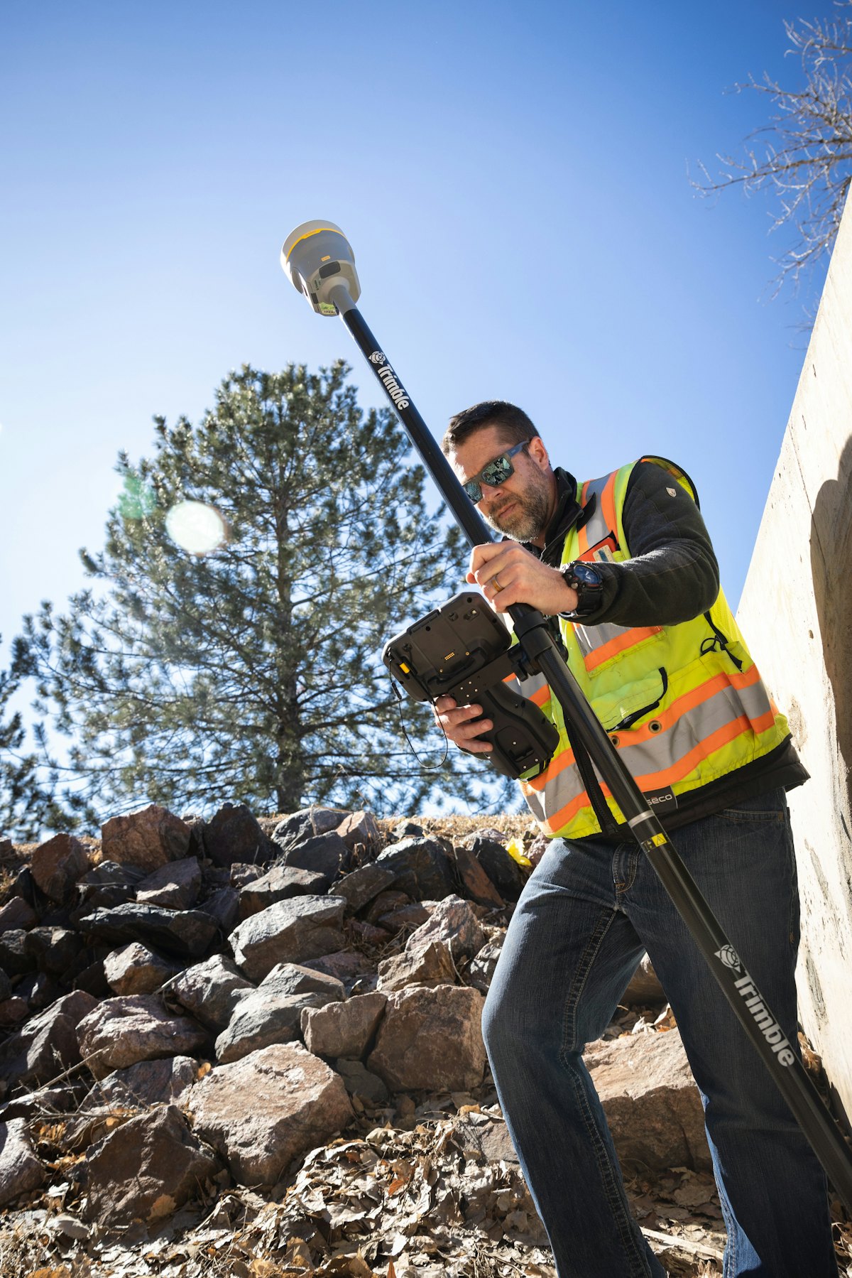 Trimble Launches R980 GNSS System From: Trimble Construction | Trimble ...