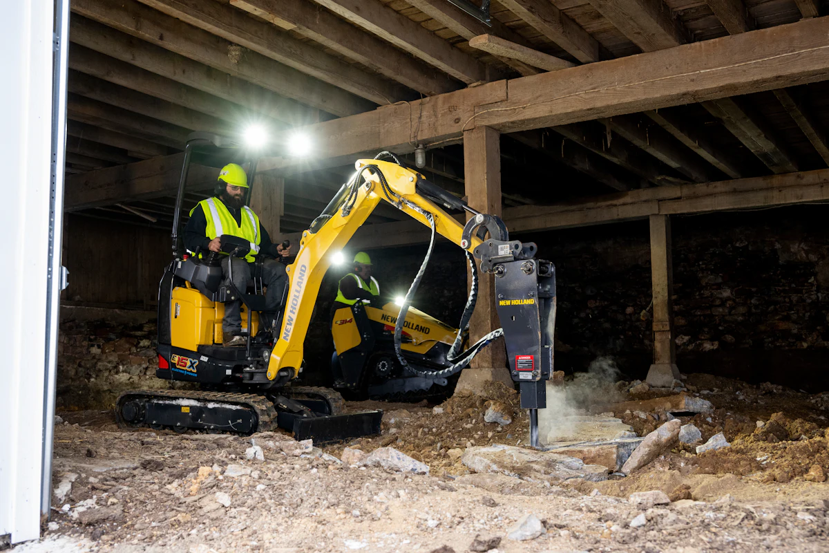 3 Benefits of Electric Mini Excavators | For Construction Pros