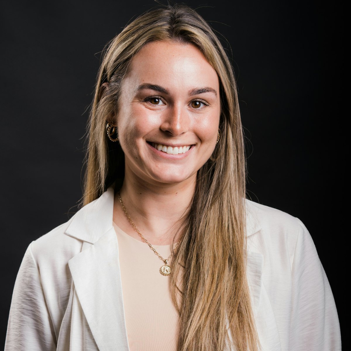 Kelly Hogan | For Construction Pros