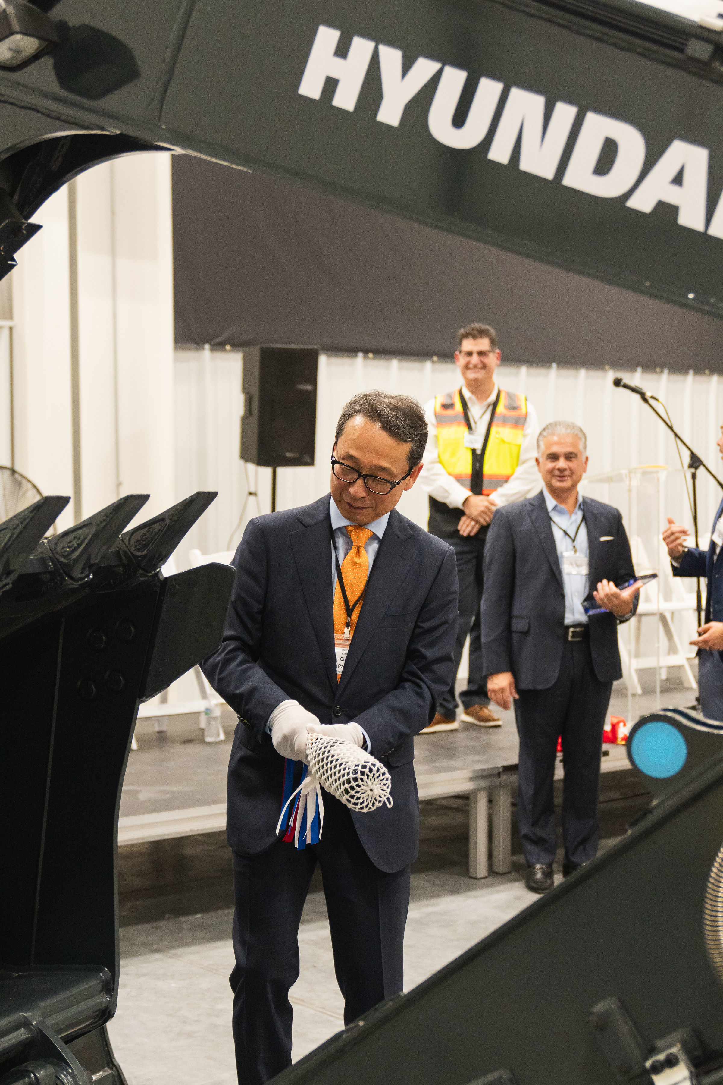HD Hyundai Celebrates Grand Opening of North American Customization ...