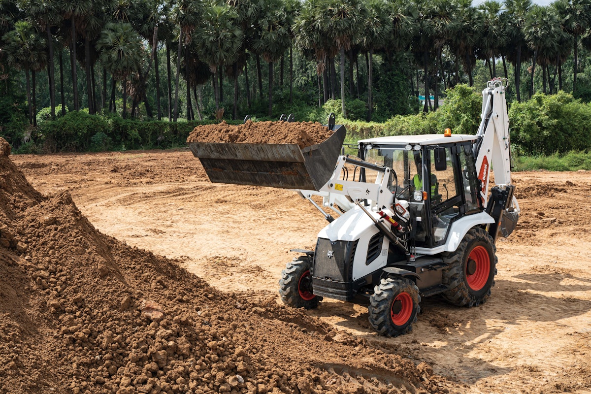 Bobcat Launches B760 Backhoe Loader From: Doosan Bobcat Co. | For Construction Pros