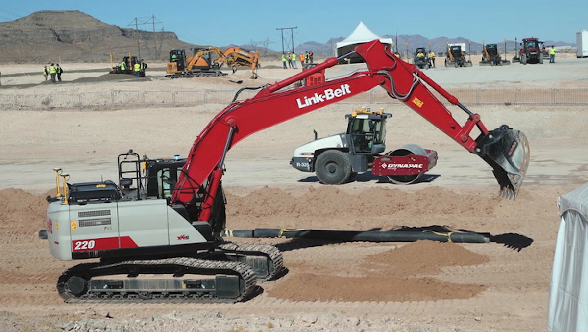 #TrimbleDimensions Link-Belt Talks on the Autonomous 220 X4S Excavator ...