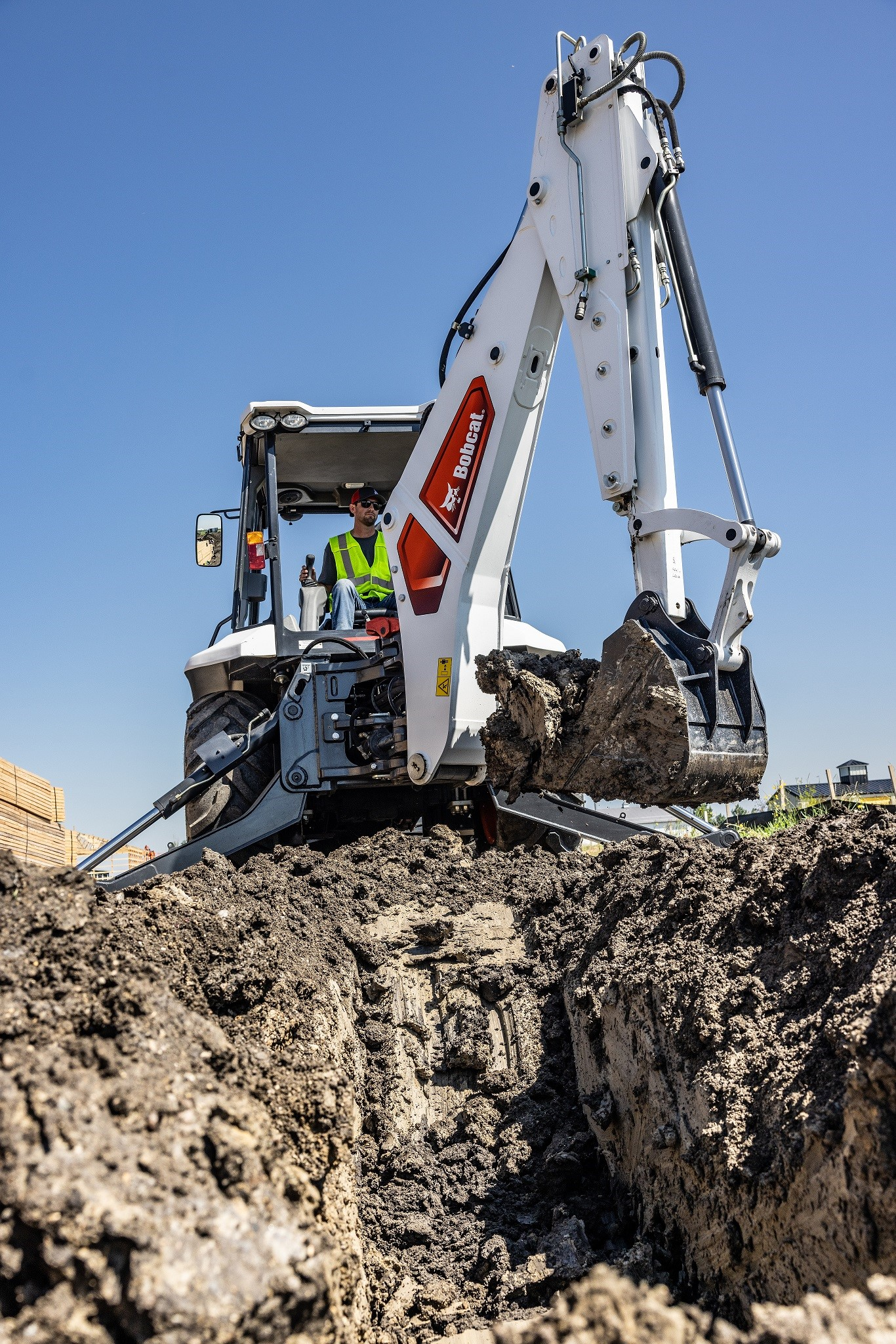 Bobcat Debuts New Backhoe Loader & More at World of Concrete | For ...