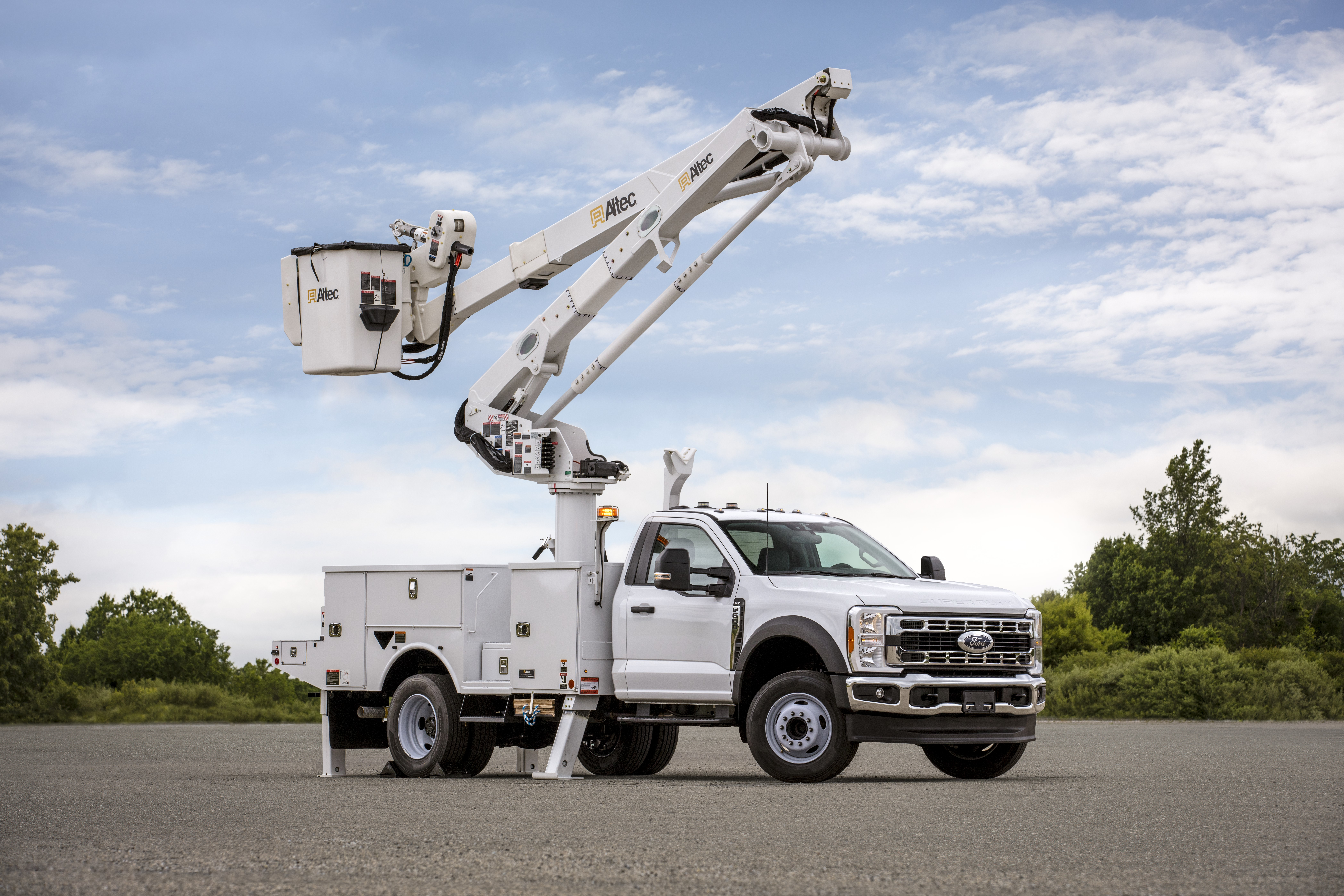 Ford Pro Launches New Tool, LocateFordWorkTrucks.com | For Construction ...