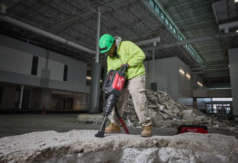 Milwaukee Expands MX FUEL System with Battery-Powered Demolition and ...
